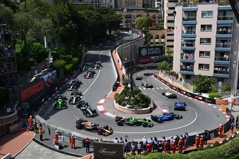 F1 | La FIA conferma le due soste a Monaco nel 2026, ma la regola sarà ...
