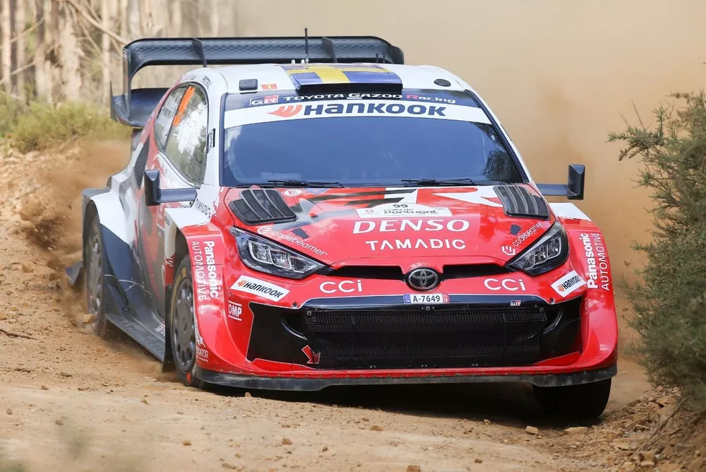 Oliver Solberg grabs Rally Portugal lead as Hyundai shows early speed