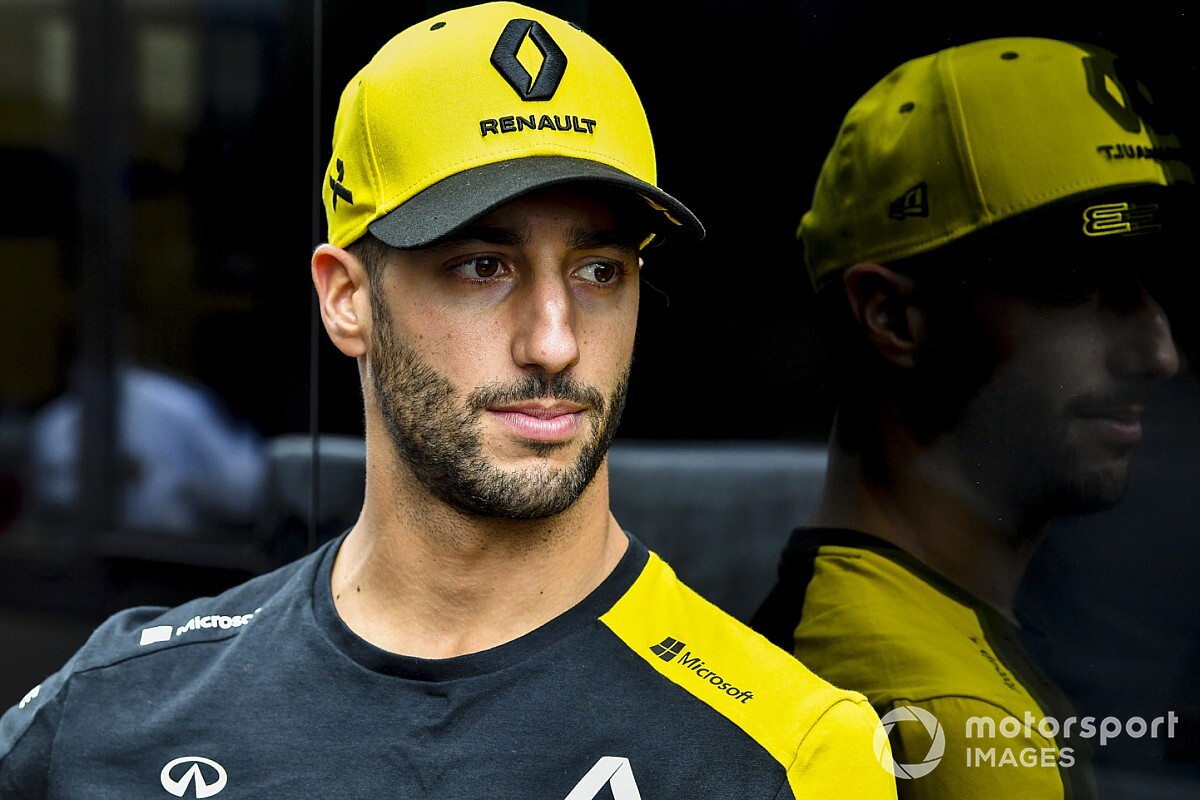Ricciardo dice que está teniendo "influencia positiva" en Renault