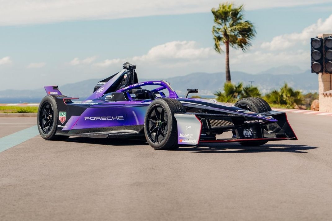 FE | Porsche: la 99X si veste di viola per difendere il titolo