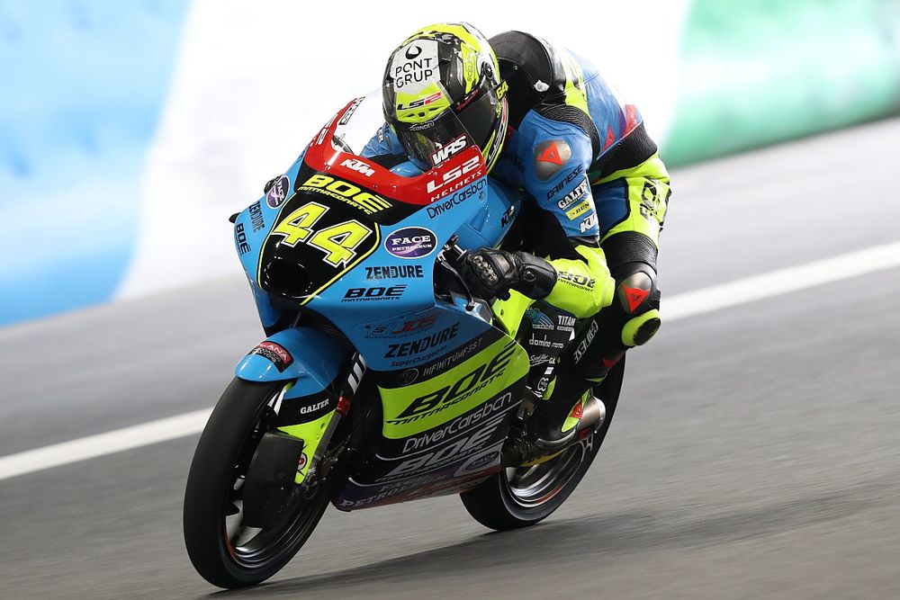 Moto3 Avustralya: Cuma gününün lideri Munoz, Deniz Öncü 5.