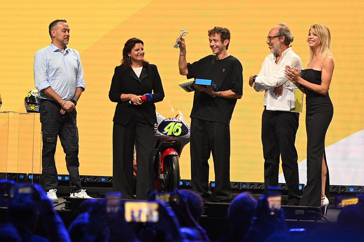 Valentino Rossi a reçu les clés de la ville de Tavullia