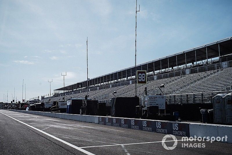 IndyCar stars react to race cancelations on social media