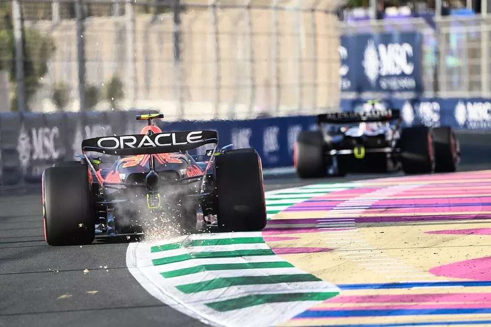 Live: F1 Saudi Arabian GP commentary and updates – FP1 & FP2 | Live ...