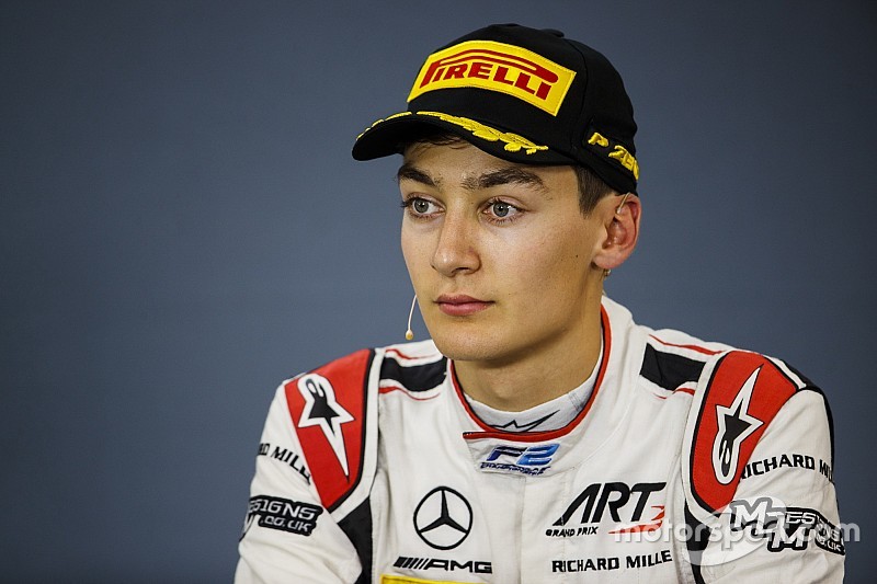 Russell ziet de bui hangen: “Formule 1 mist minimaal twee teams”