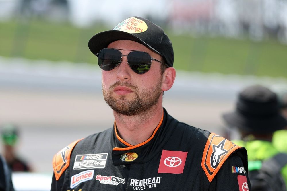 Briscoe returns to Southern 500 facing different must-win