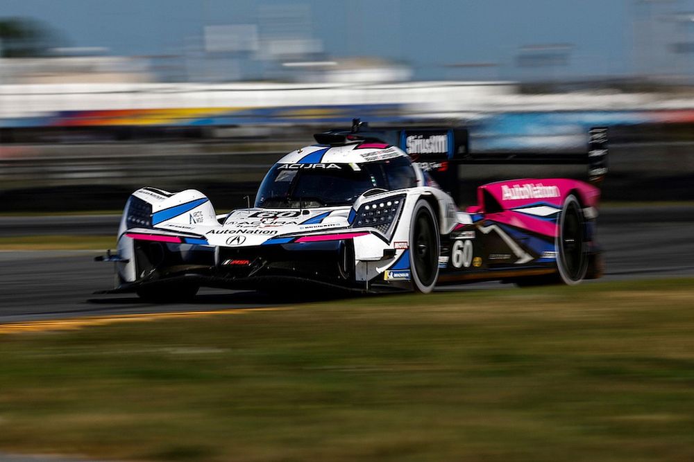 Acura heads Porsche in first official IMSA GTP test at Daytona Roar