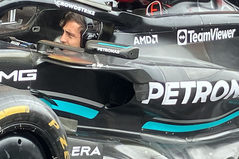 Mercedes F1 renueva los sidepods en una actualización del W14 en Spa