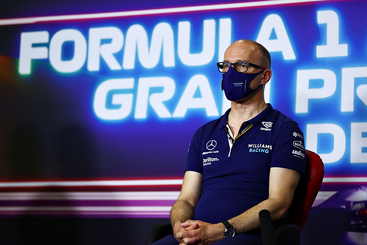 Williams announces exit of F1 team principal Simon Roberts