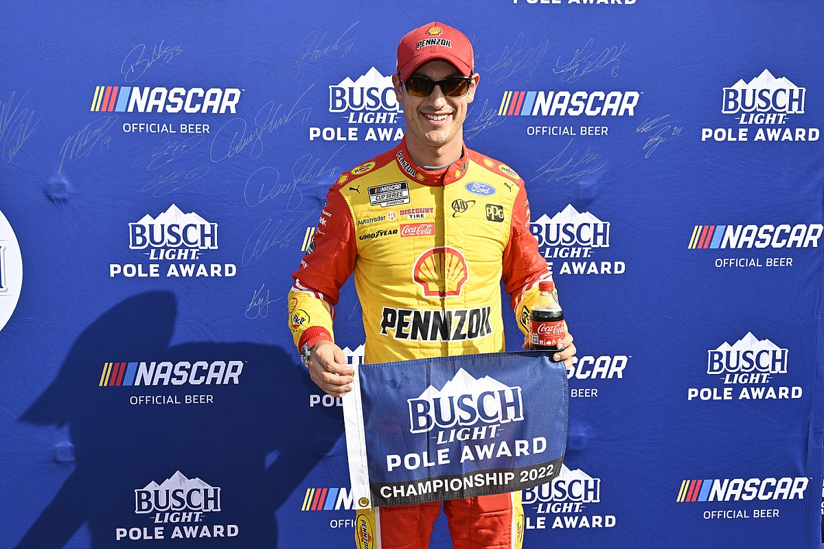 Title threat Joey Logano takes Phoenix pole in all-Penske front row