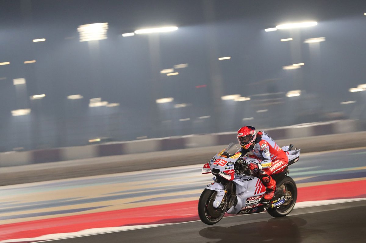 EL2 - Márquez s'offre le meilleur temps sur piste mouillée