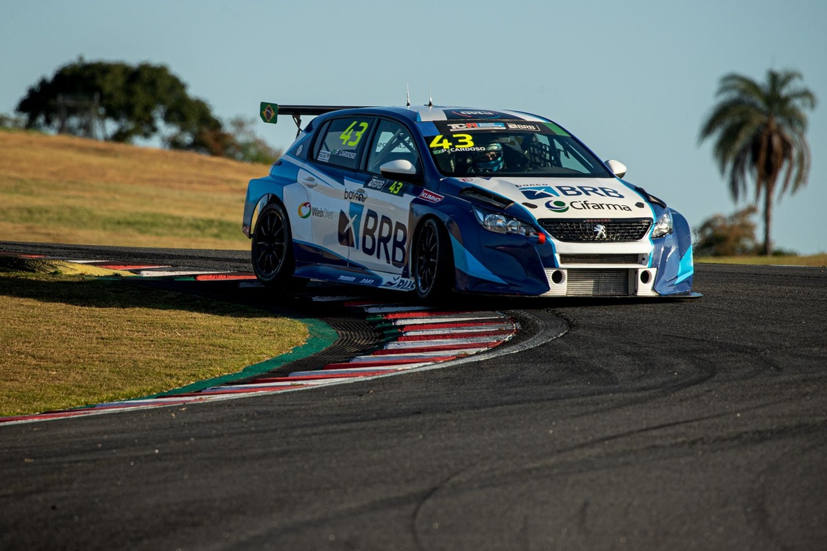 TCR South America:Casella vence e Cardoso é campeão do TCR Brasil