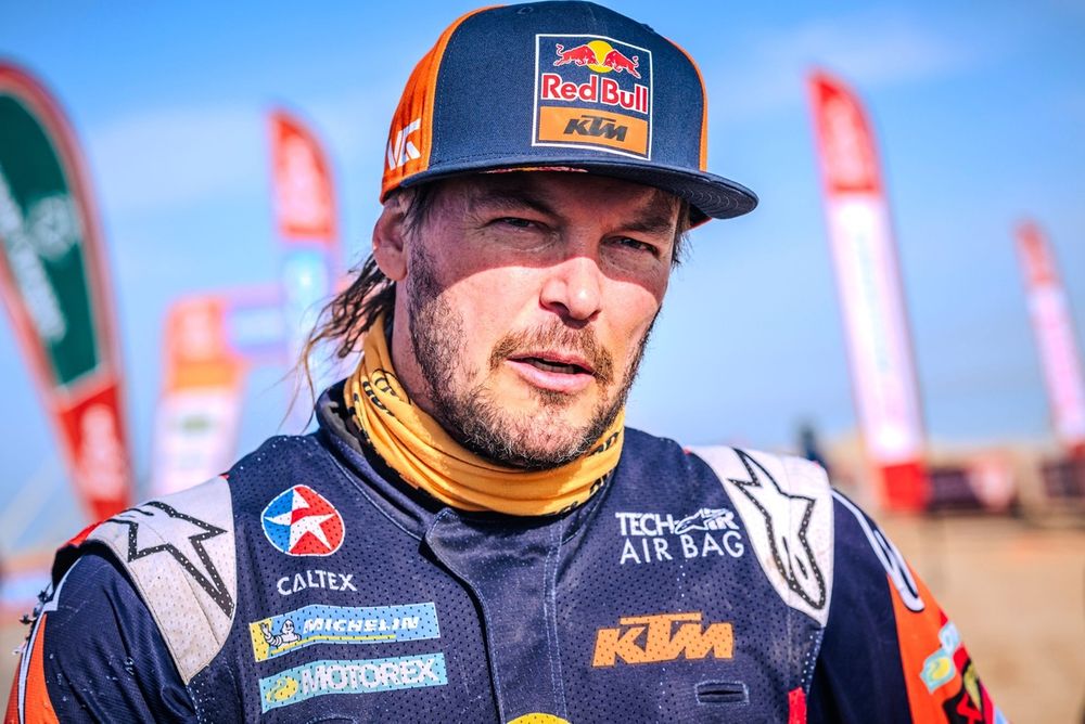 Dakar Rally aces Price, Sunderland switch to four-wheels in 2025 with ...