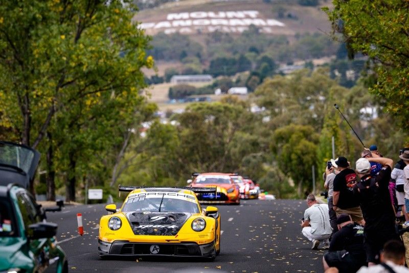 12h Bathurst 2025: So liefen die Trainings und das Qualifying