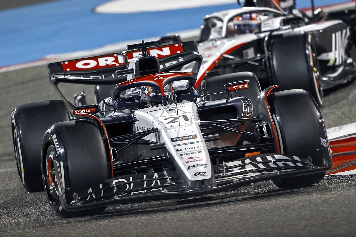 Tost: "AlphaTauri Red Bull ile göründüğü kadar yakın çalışmıyor"