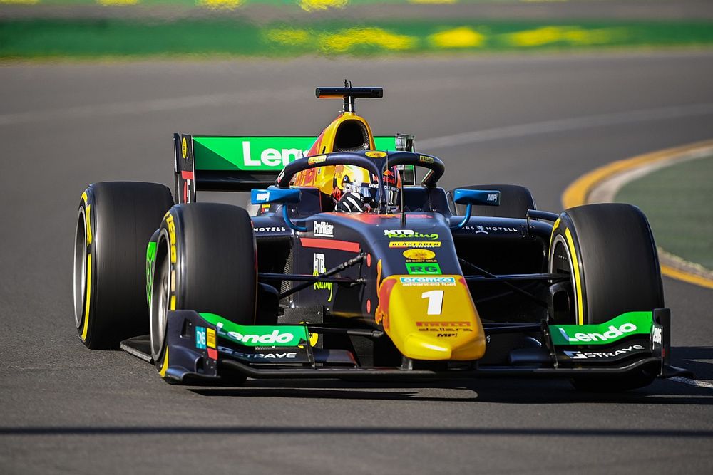 F2 Australia: Hauger endures mixed conditions for sprint win