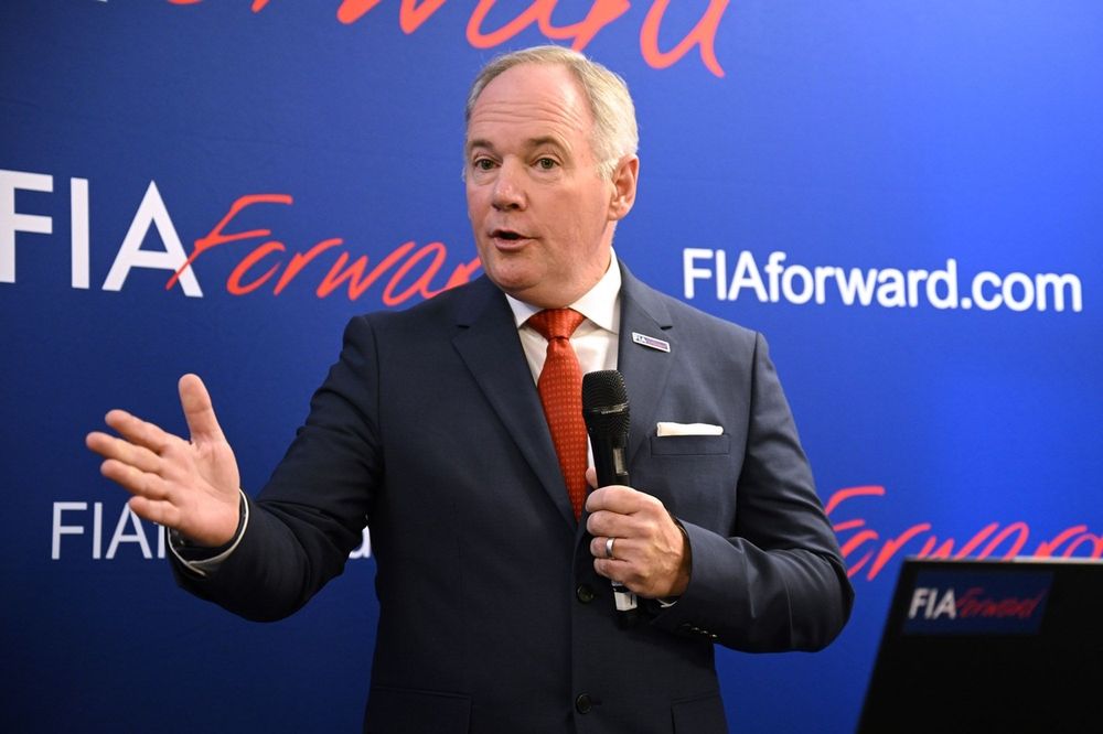 Ki az FIA elnökjelöltje, Tim Mayer?