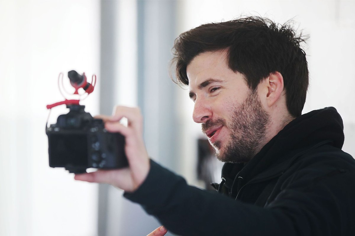 YouTube star Broadbent races highly-modified 700bhp Mazda MX-5