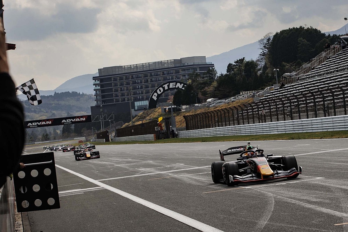 Lawson direct trefzeker in Japan: “Soms voelt het als F1”