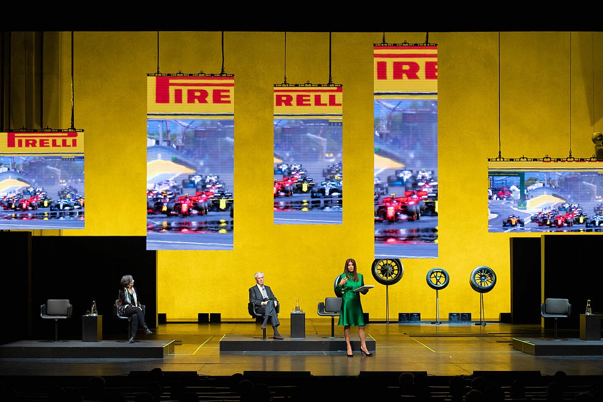 Pirelli celebra i suoi 150 anni di storia al Piccolo Teatro