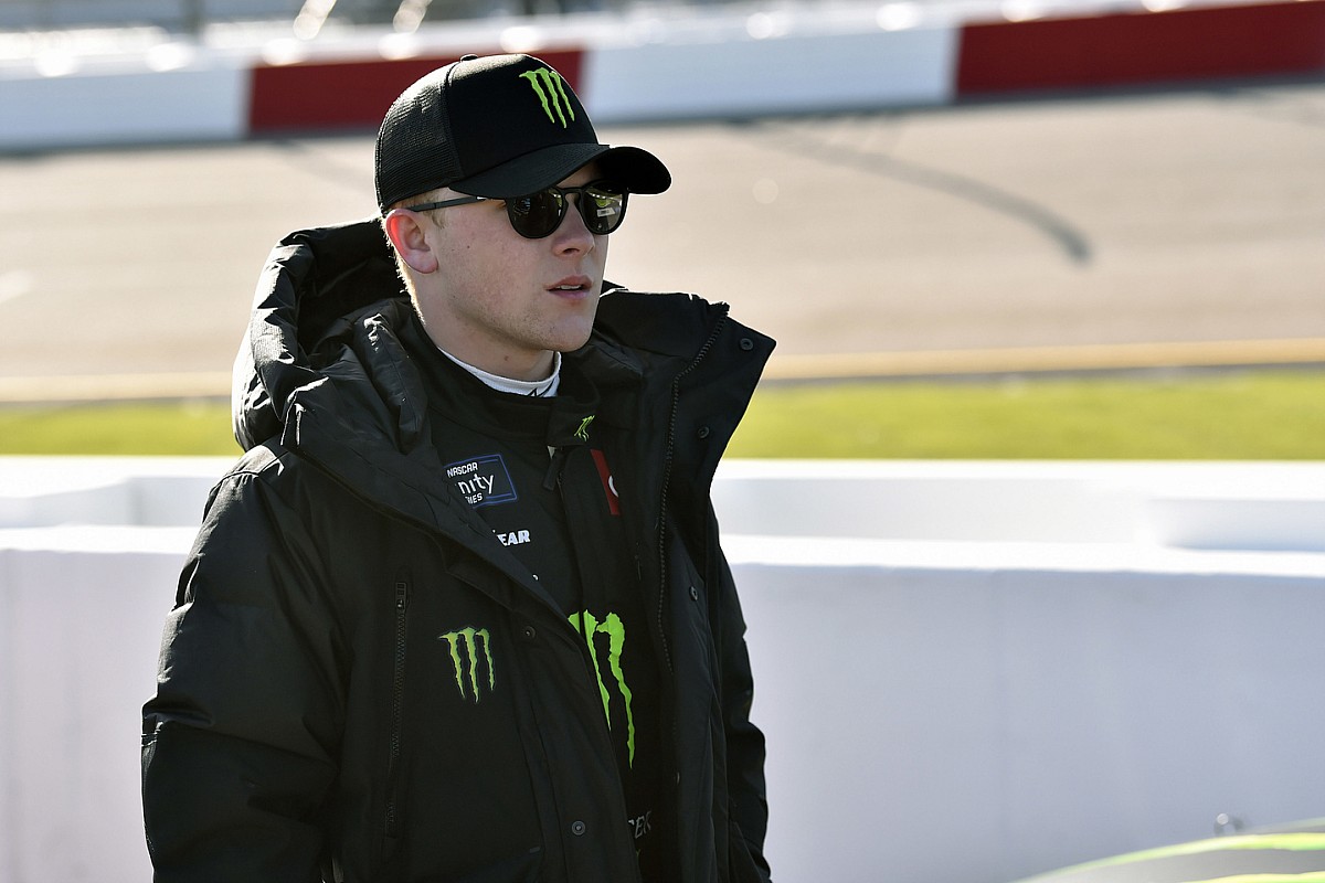 Ty Gibbs bloodies Sam Mayer in post-Xfinity race pit road fight