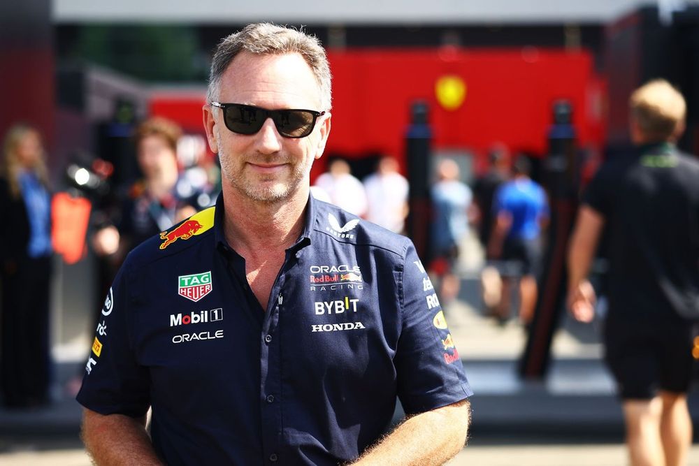 F1 | Horner se estrena al volante de un Red Bull