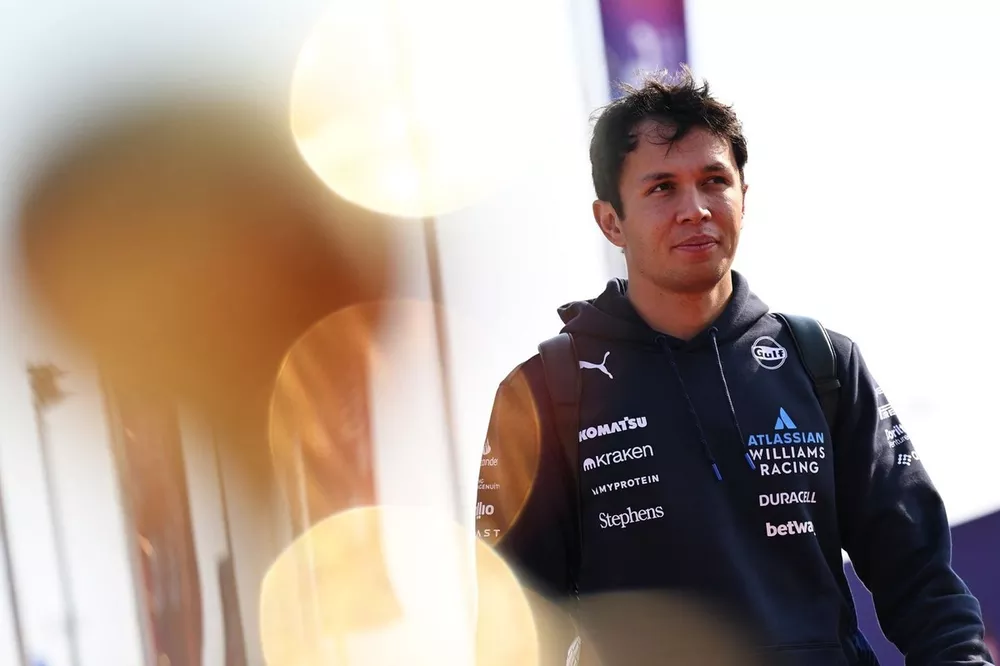 Albon, con "mucha confianza" en que Williams haga un gran F1 en 2026