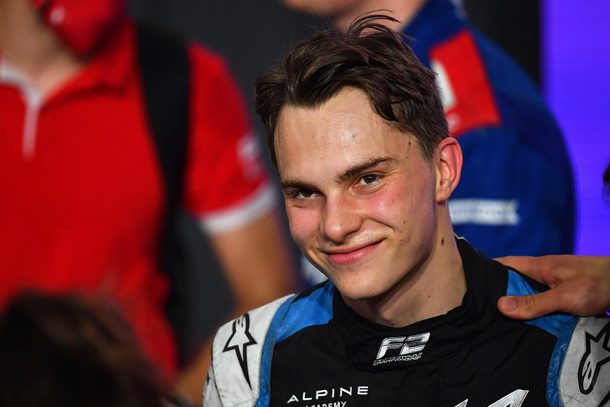 Oscar Piastri gets Alpine F1 rookie test chance in Abu Dhabi
