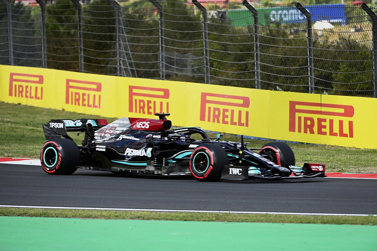 F1 Turkish GP: Hamilton outpaces Verstappen by 0.4s in FP1