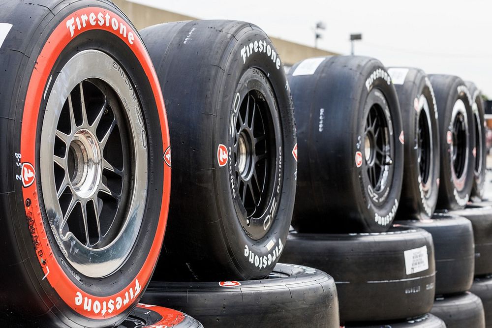 First-ever IndyCar alternate oval tire puts teams on red alert in St Louis