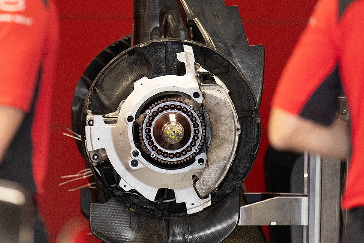 Brazilian GP: F1 tech images from the pitlane explained