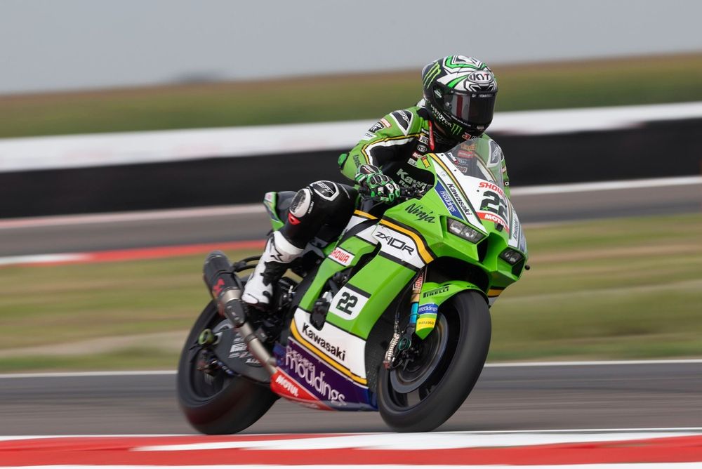 SBK | Cremona, libere: Alex Lowes brilla in un venerdì bizzarro