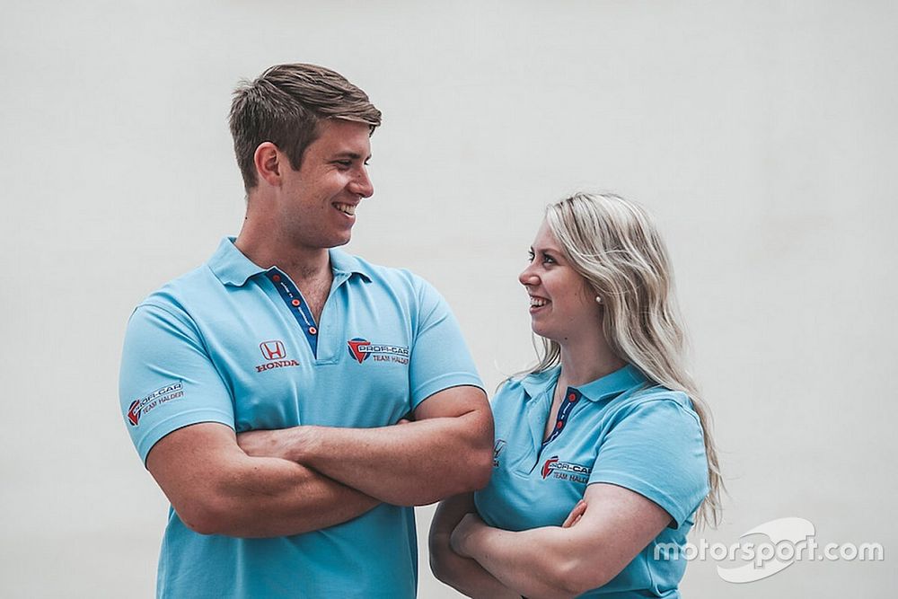Brother and sister team set sights on WTCR