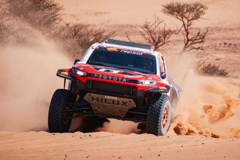 Rallye Dakar 2026: Lategans Traum vom Sieg platzt - Al-Attiyah führt ...