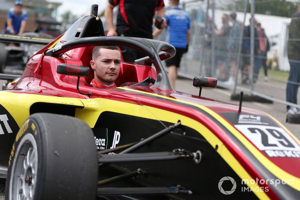 Obituary: British F4 and Ginetta Junior racer Joel Pearson dies aged 19