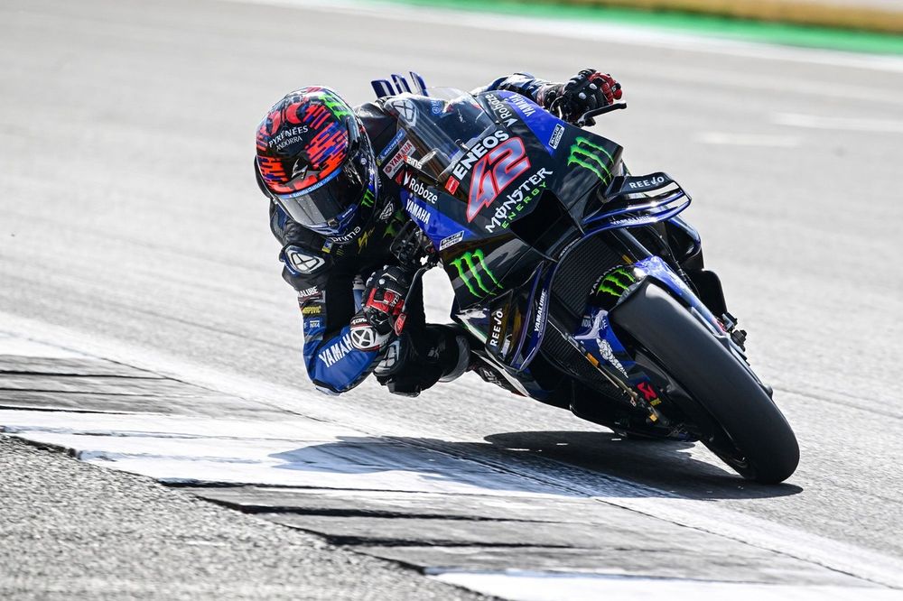 MotoGP: Rins Ketakutan Hampir Lindas Bagnaia