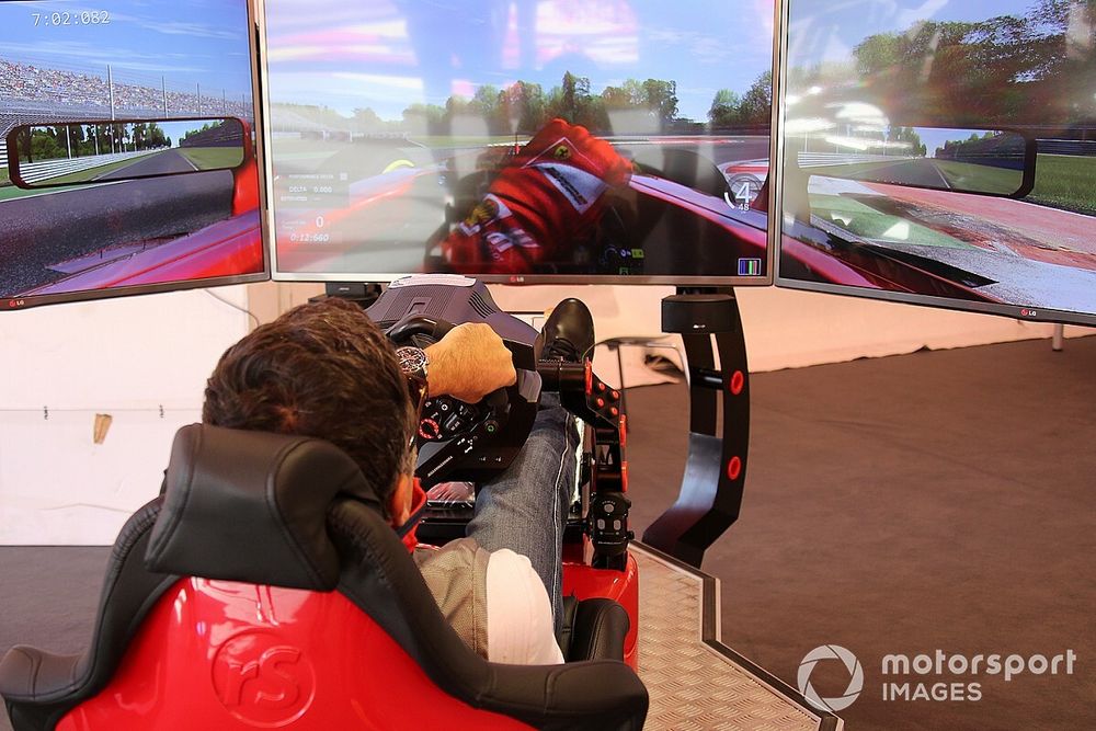 F1: Lewis Hamilton Ungkap Alasan Jarang Gunakan Simulator