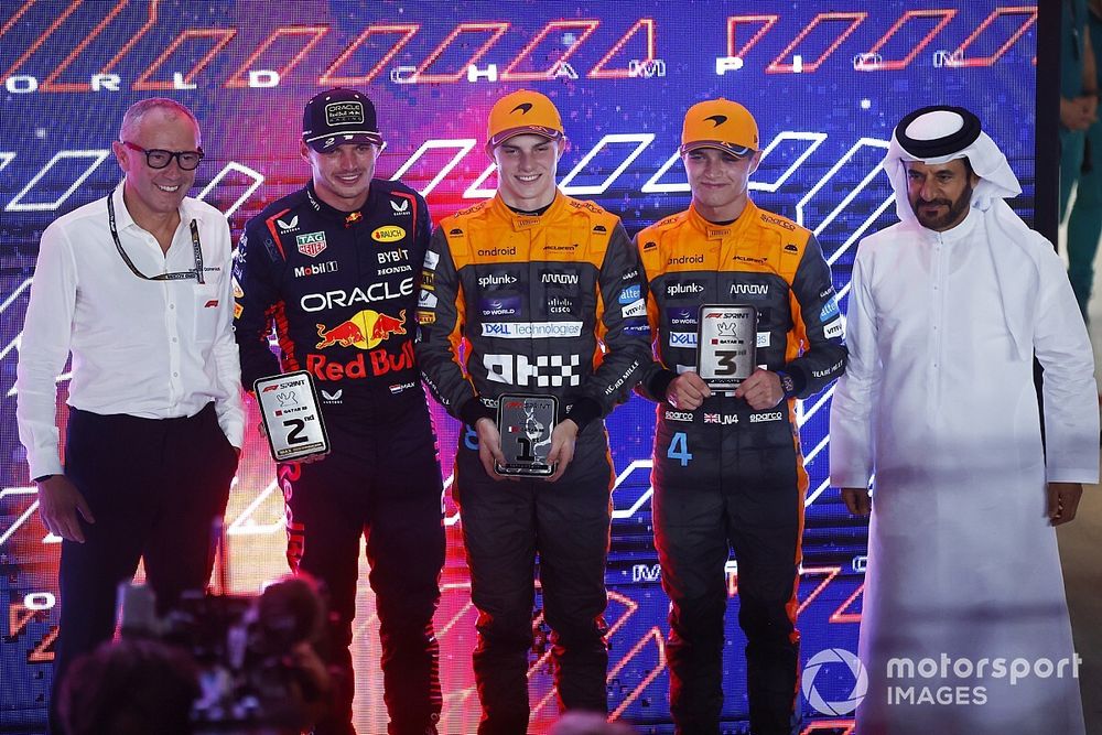 F1 Qatar GP: Verstappen clinches third title as Piastri wins sprint