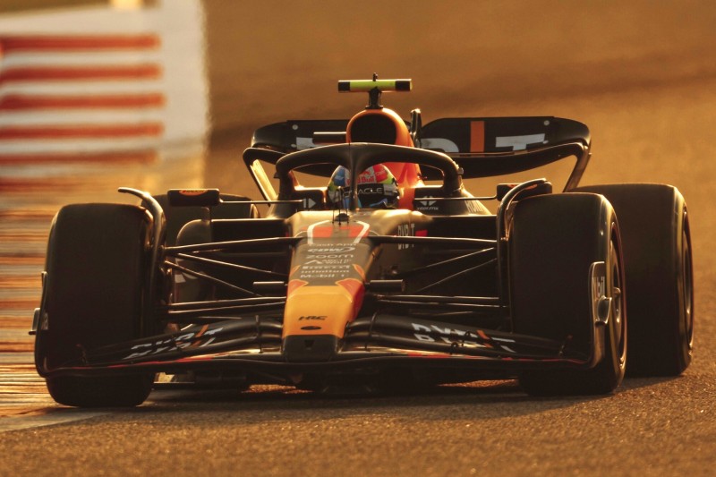 F1-Training Bahrain: Riesenrückstand für Ferrari und Mercedes!