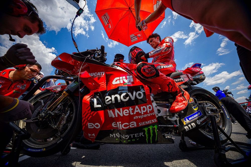 Balaur sex scenes she's a large girl, evident in the images