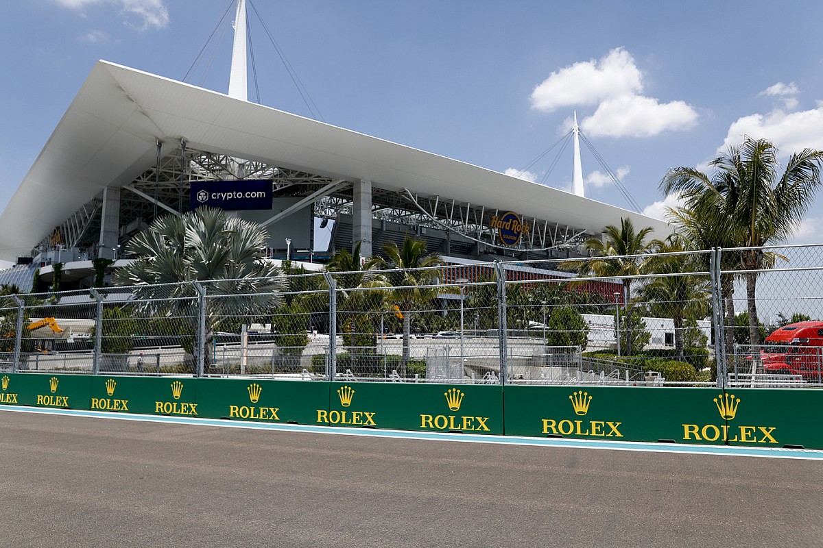 Weerbericht F1 Miami: Tropisch warm en kans op zondagse bui