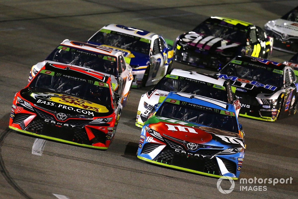 What time and channel is the NASCAR Cup race at Richmond today?