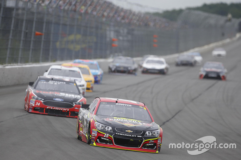 Clint Bowyer Profile - Bio, News, High-Res Photos & High Quality Videos