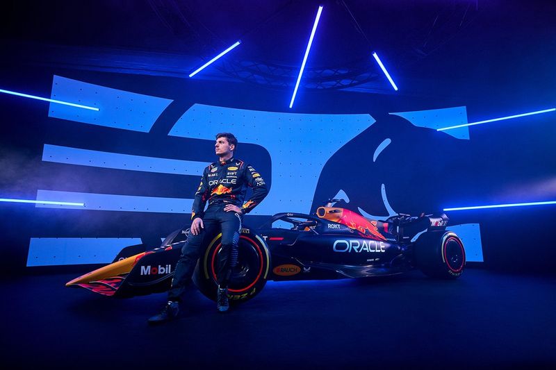 Foto's: De nieuwe RB20 F1-auto van Max Verstappen uit alle hoeken