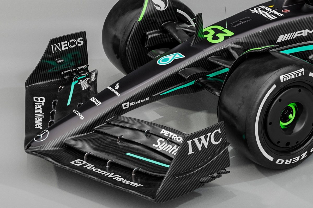 GALERÍA: El Mercedes W14 de Hamilton y Russell