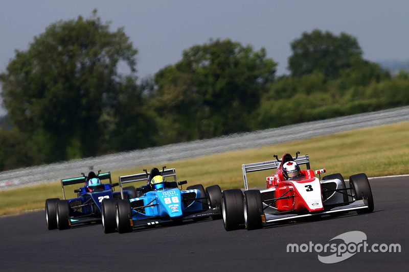 Ben Hurst Profile - Bio, News, High-Res Photos & High Quality Videos