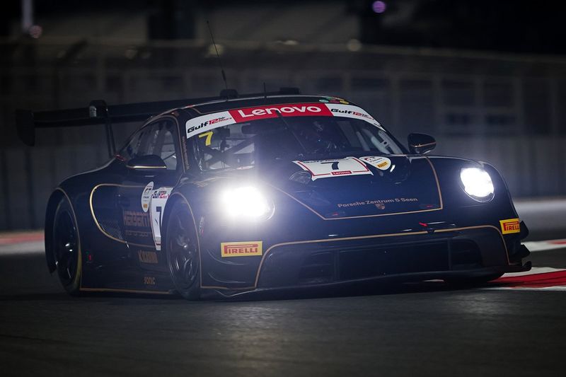 Fotogallery | Tripudio Mercedes e Rossi sul podio alla Gulf 12h