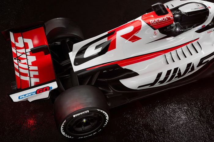 Haas F1 team's first Toyota livery divides fans as…