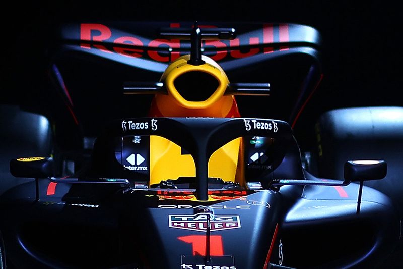 Red Bull launches 2022 F1 livery on RB18 show car