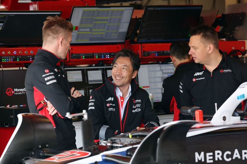 Red Bull drivers deny front bib device boosted car performance